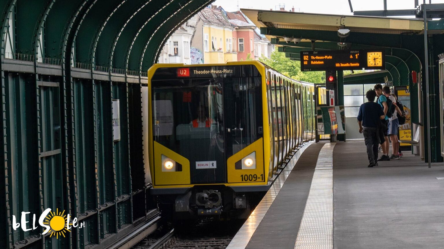 Czy w Berlinie jest metro? Czy w Berlinie jeździ metro? Berlin kolej ...