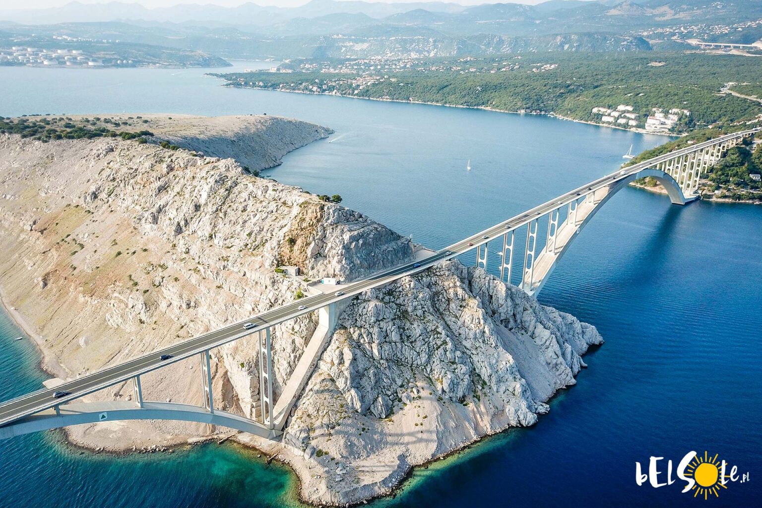 12 najlepsze atrakcje KRK, co zobaczyć na KRK? Zwiedzanie, przewodnik i poradnik - BelSole